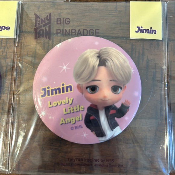 Bts | Other | Bts Tinytan Big Pin Badges Official Merchandise Original ...
